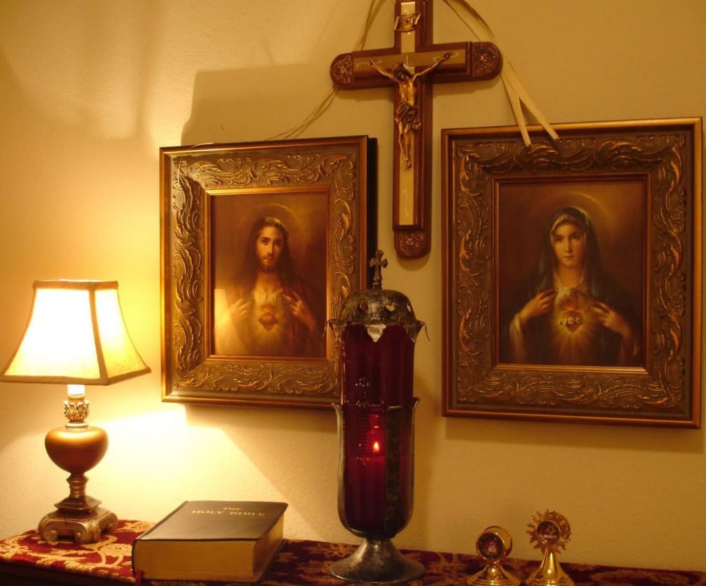 4 Ways to Express Our Faith Without Saying A Word